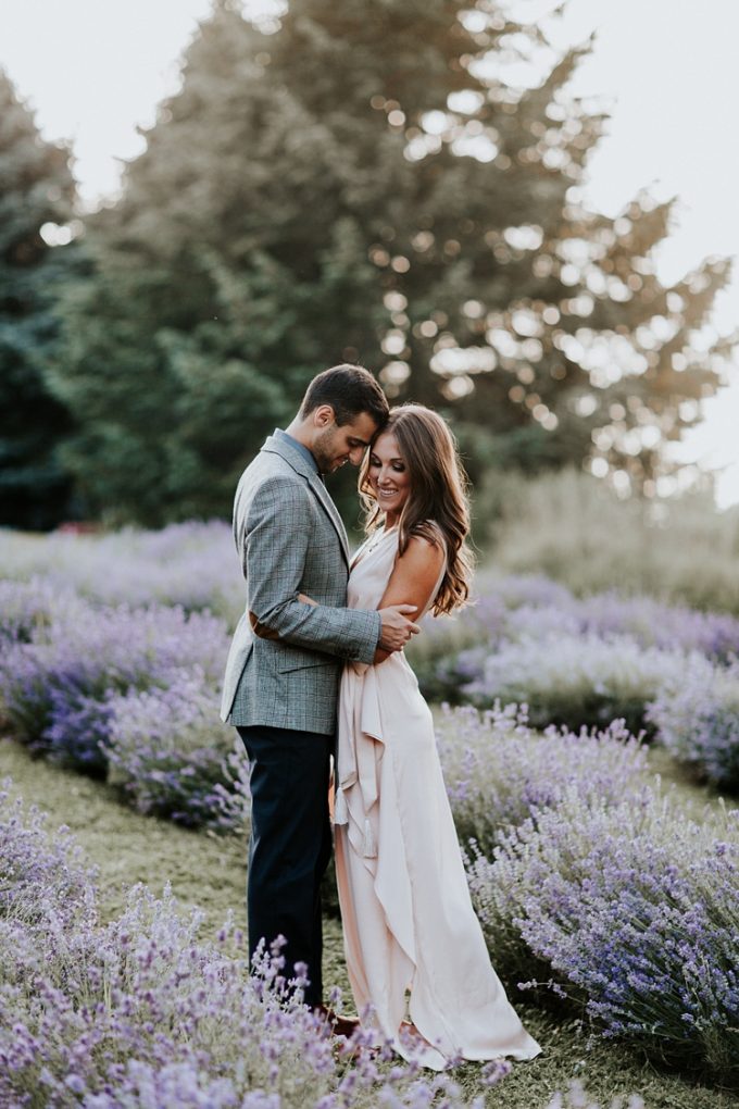 Flower Field Engagement Photos 🌸 - My Sweet Engagement